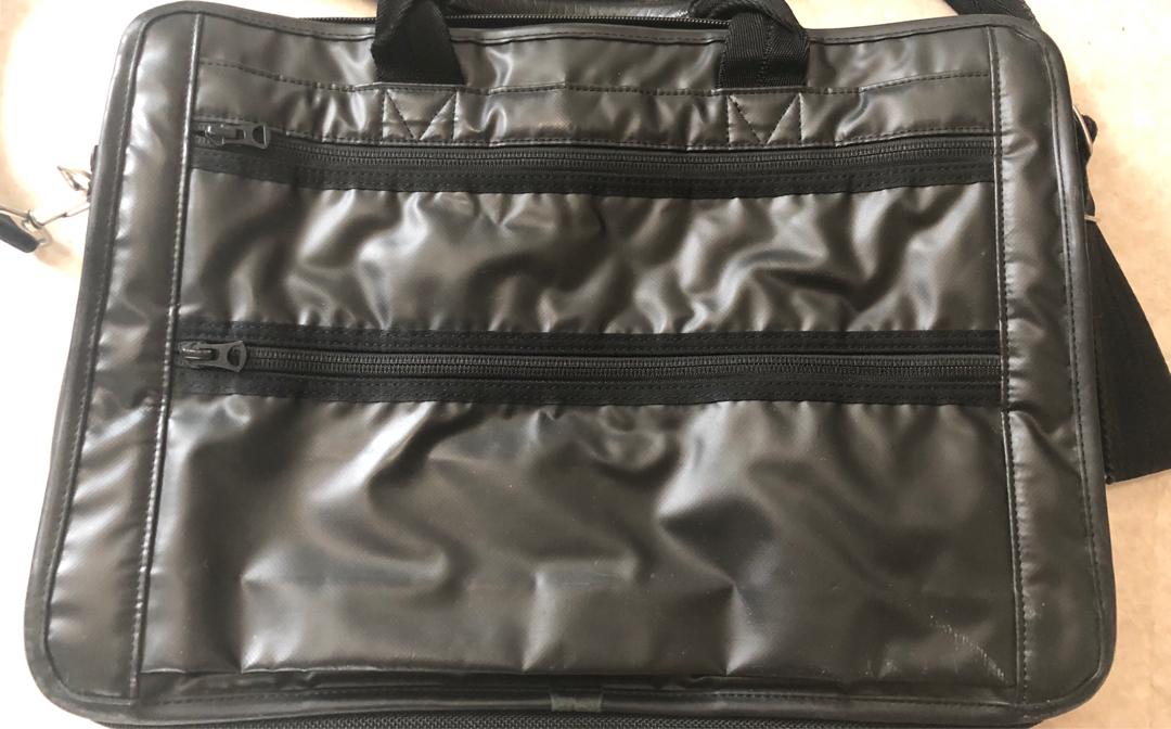 Porter Device 2 Way Briefcase (Authentic), Men's Fashion, Bags, Briefcases on Carousell