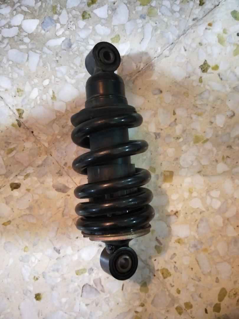 Rear Suspension ori yamaha LC 135 Spark, Motorcycles, Motorcycle ...