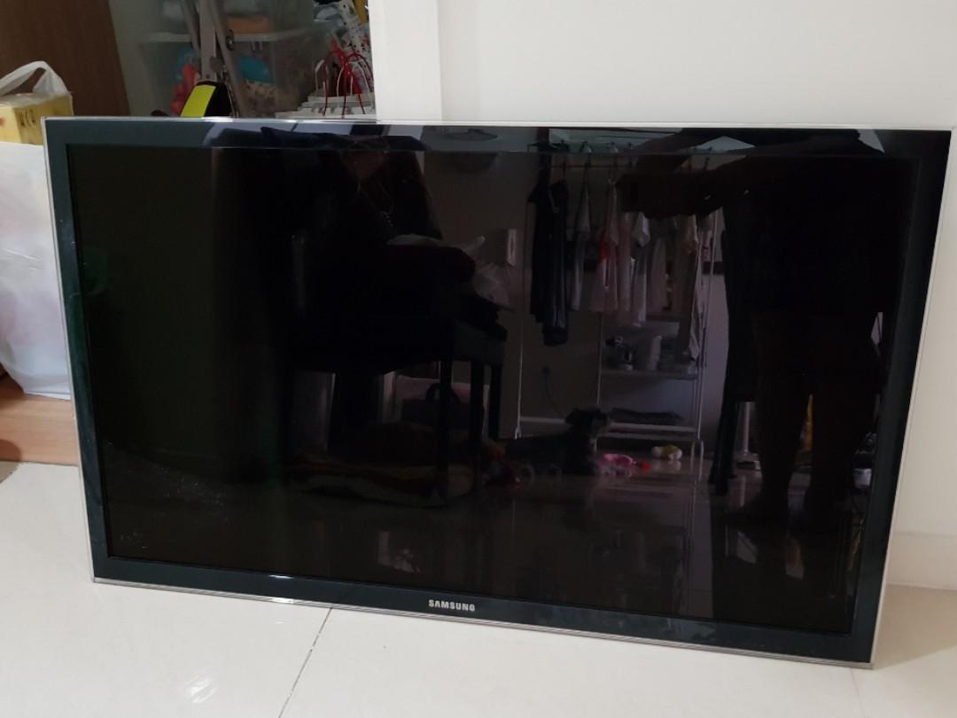 Samsung LED TV, TV & Home Appliances, TV & Entertainment, TV on Carousell