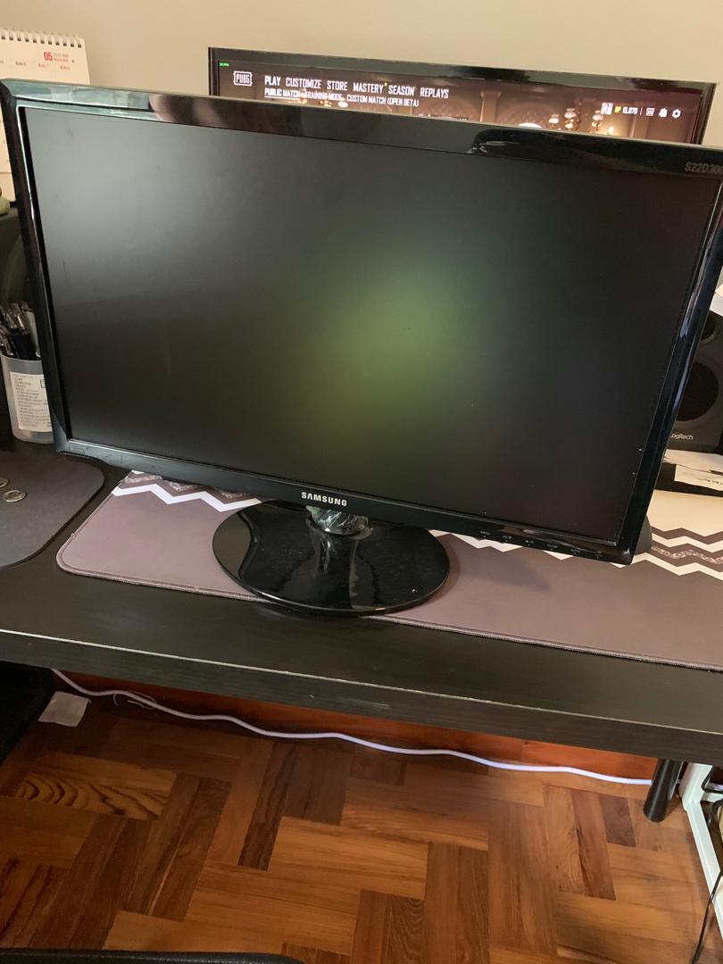 Samsung monitor, Computers & Tech, Parts & Accessories, Monitor Screens ...