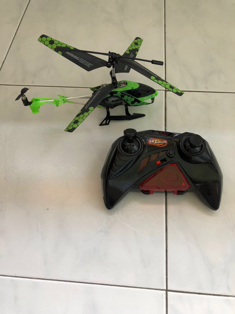 Skyrover helicopter, Hobbies & Toys, Toys & Games on Carousell