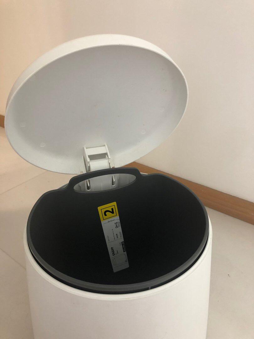 Snapp pedestal bin, Furniture & Home Living, Cleaning & Homecare ...