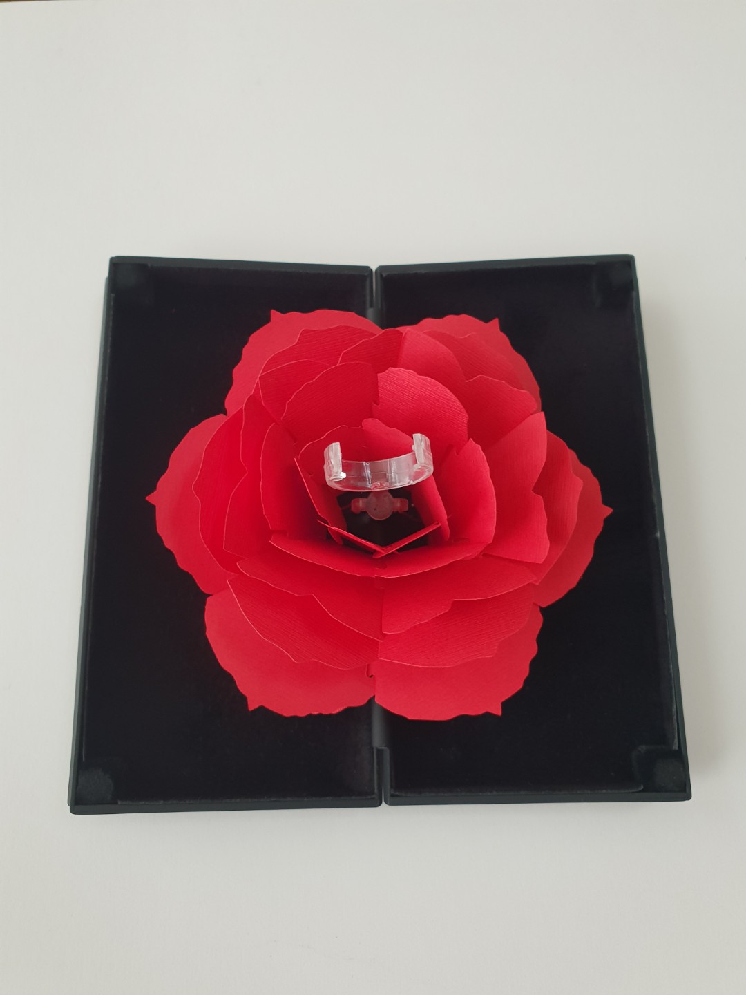 3D Rotating Rose/Flower Ring Box, Women's Fashion, Jewelry & Organizers ...