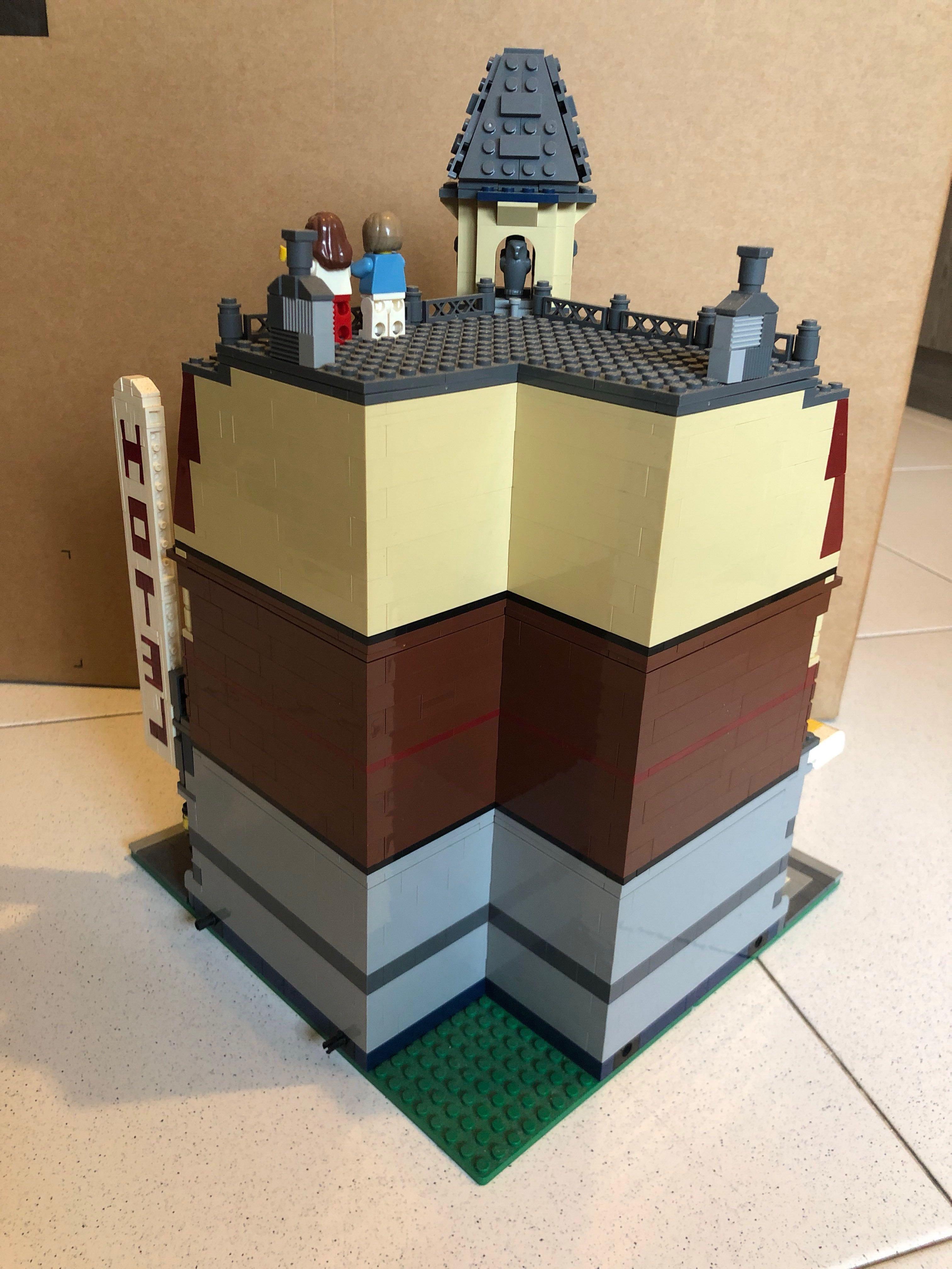 Built Lepin 15002 Cafe Corner (LEGO bootleg), Hobbies & Toys, Toys ...