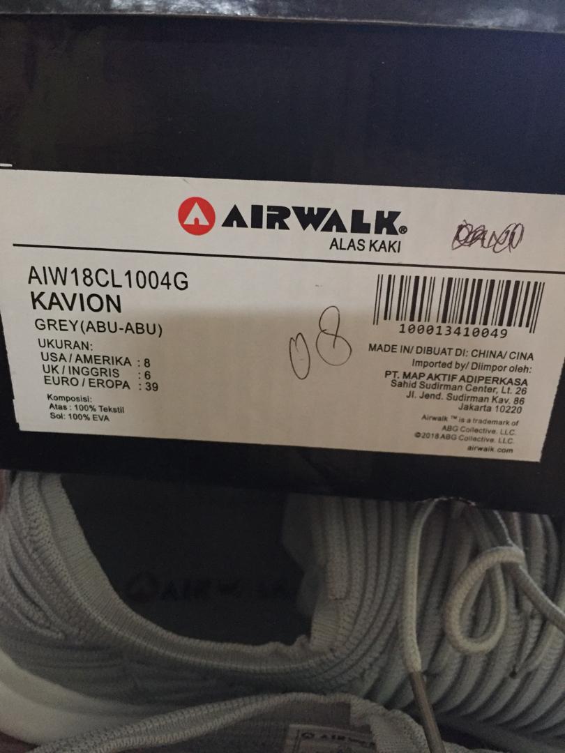 Sepatu Sneakers Airwalk Kavion, Fesyen Wanita, Sepatu di Carousell