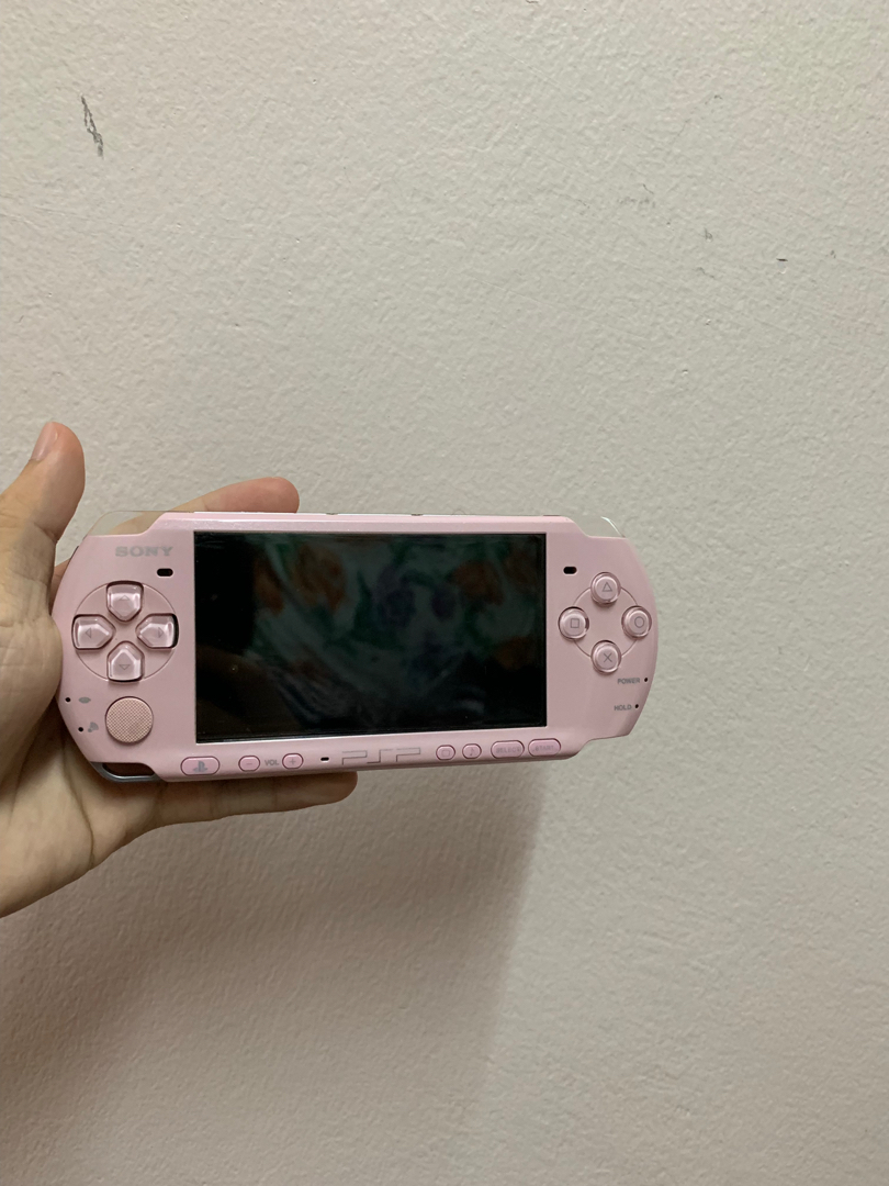 Sony PSP 3000 full set full game 16gb, Video Gaming, Video Game ...
