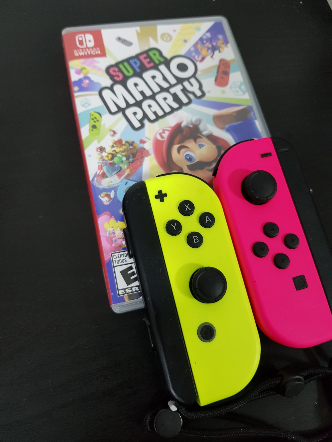 Super Mario Party + Controllers Bundle, Video Gaming, Video Games ...