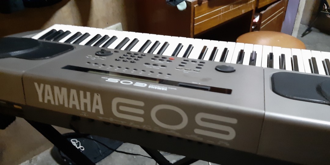 Yamaha EOS B500 Synth Keyboard, Hobbies & Toys, Music & Media, Musical ...