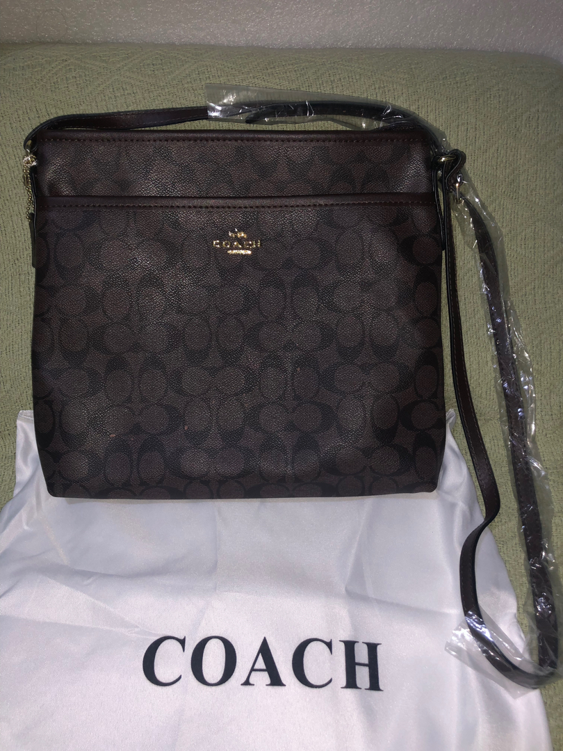 Coach Cross Body Bag, Women's Fashion, Bags & Wallets, Cross-body Bags ...