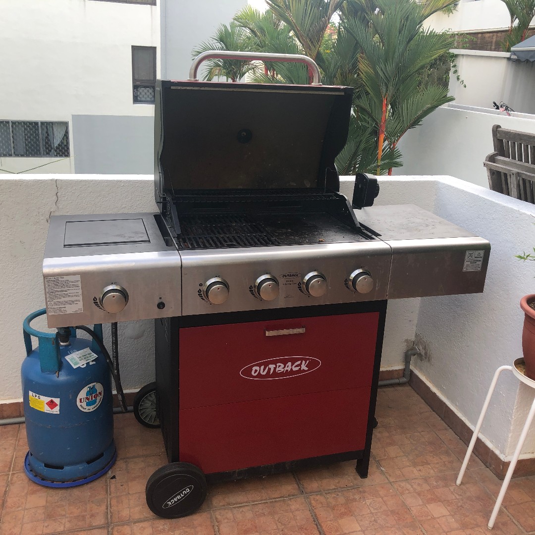 BBQ, Barbecue, Barbeque - Outback Meteor Hooded 4 Burner Gas Grill with ...