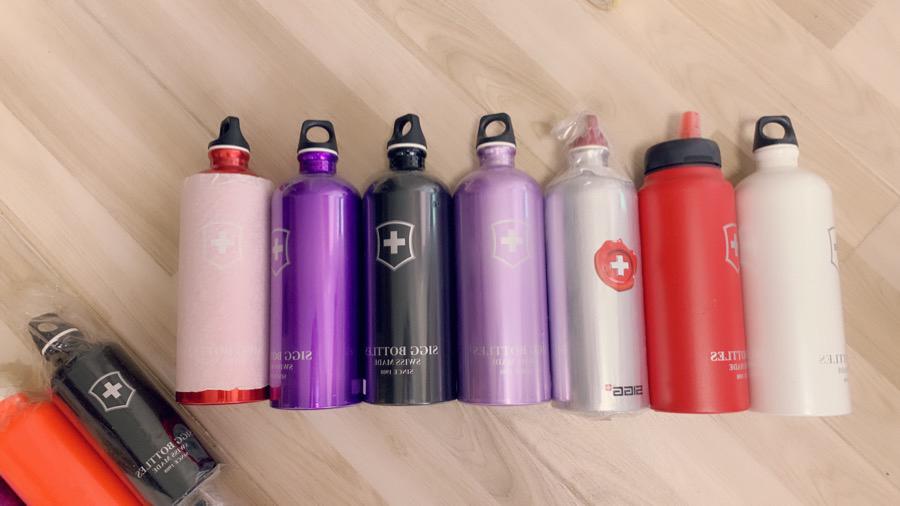 Sigg water bottle made in swiss 瑞士水樽, 傢俬＆家居, 廚具和餐具, 廚水杯、水壺 - Carousell