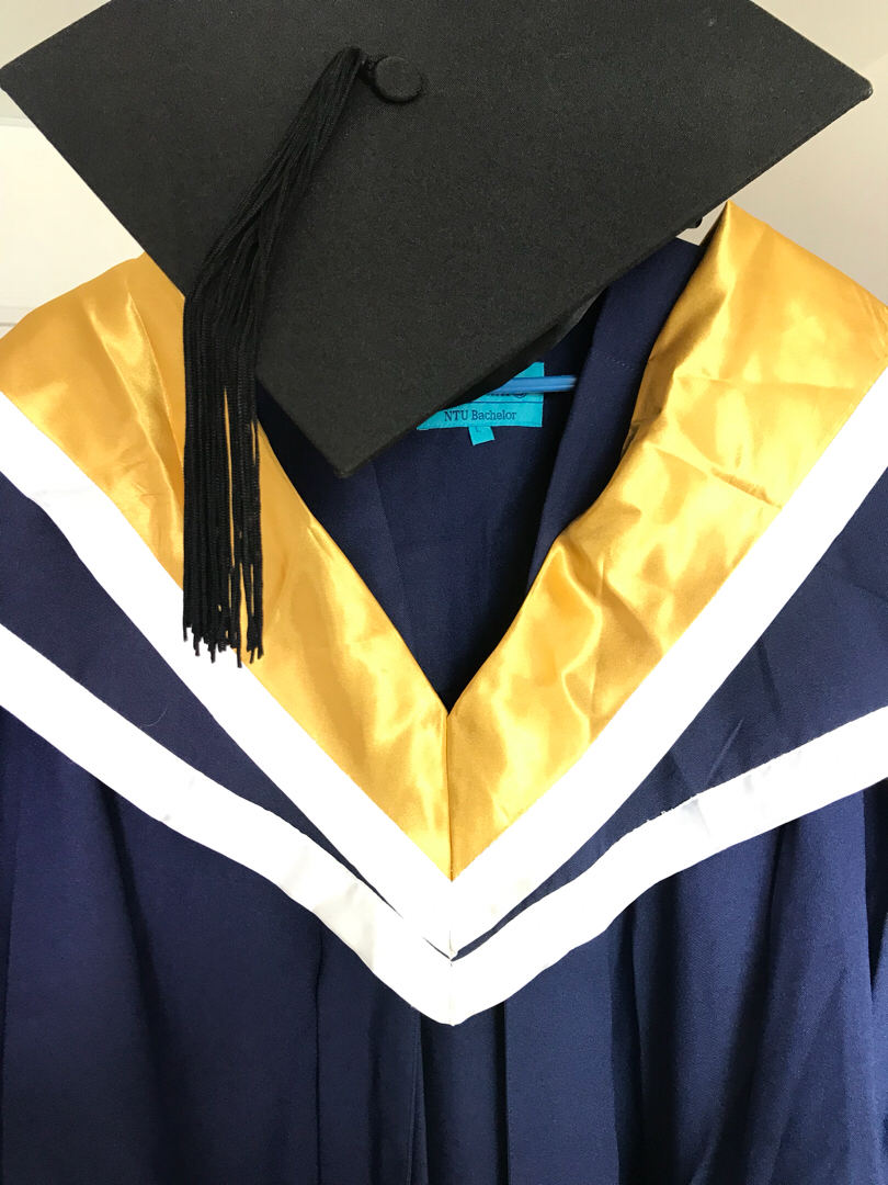 GRADUATION GOWN (NTU MECHANICAL ENGINEERING), Men's Fashion, Tops ...