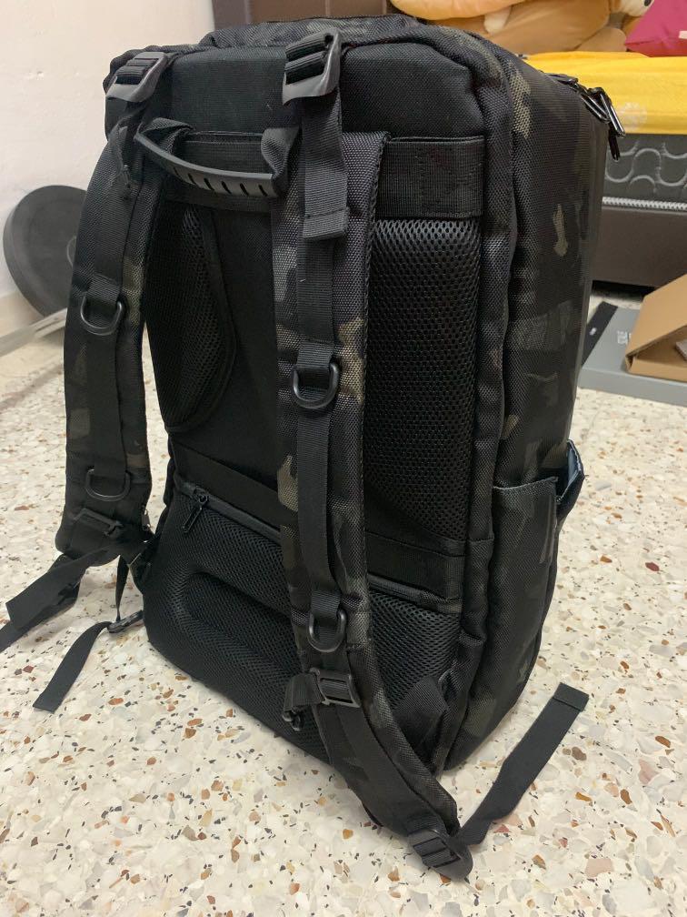 Ozuko Camo Backpack, Men's Fashion, Bags, Backpacks on Carousell