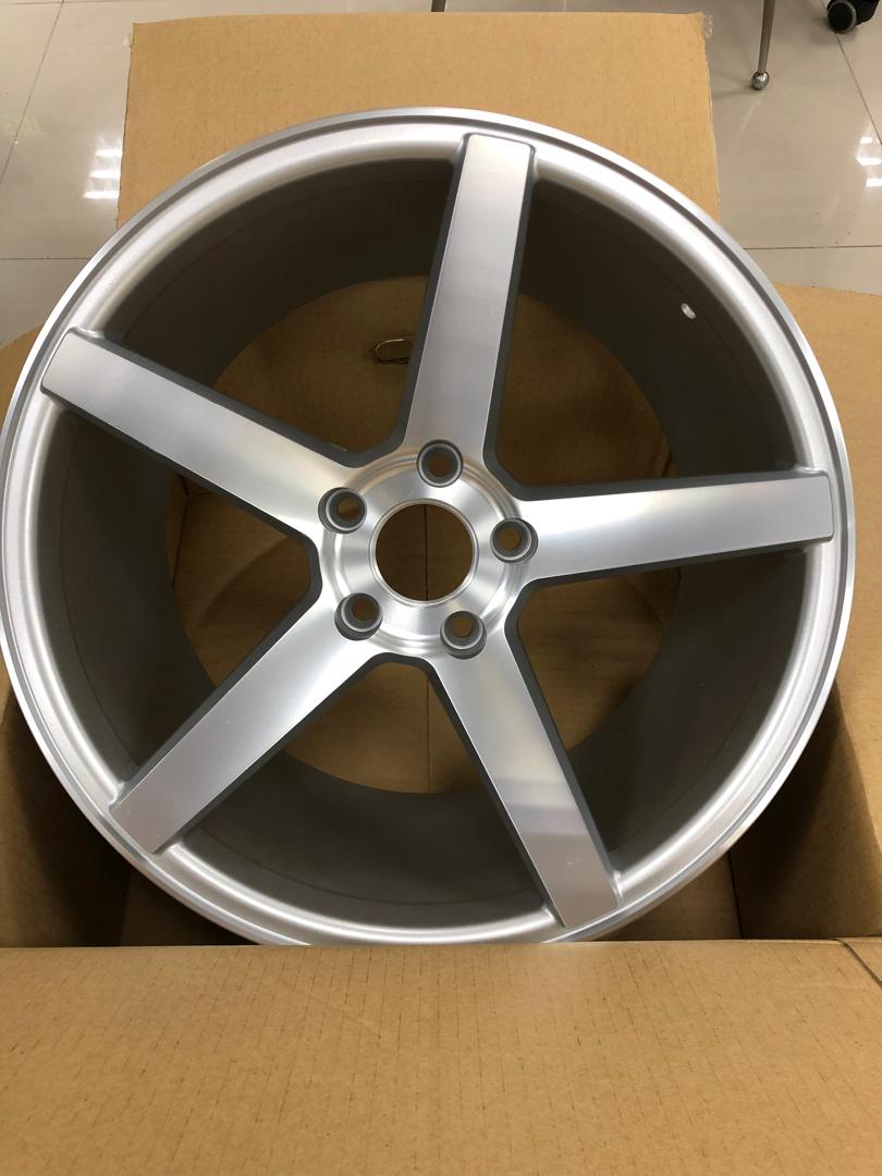 18” Vossen Designer Replica 5X114.3, Car Accessories, Tyres & Rims on ...