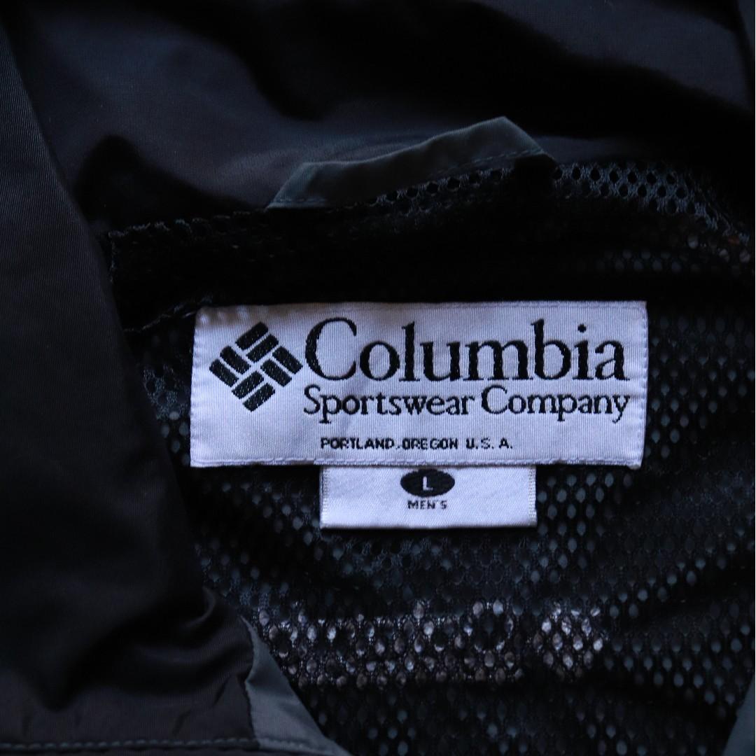 Limited Edition Columbia x Volkswagen Collab Windbreaker, Men's Fashion ...