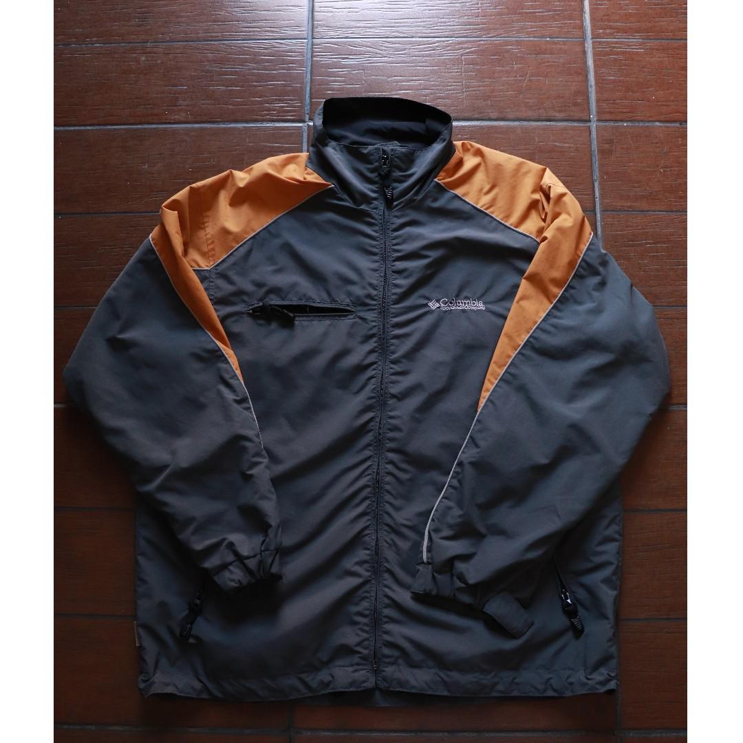 Limited Edition Columbia x Volkswagen Collab Windbreaker, Men's Fashion ...