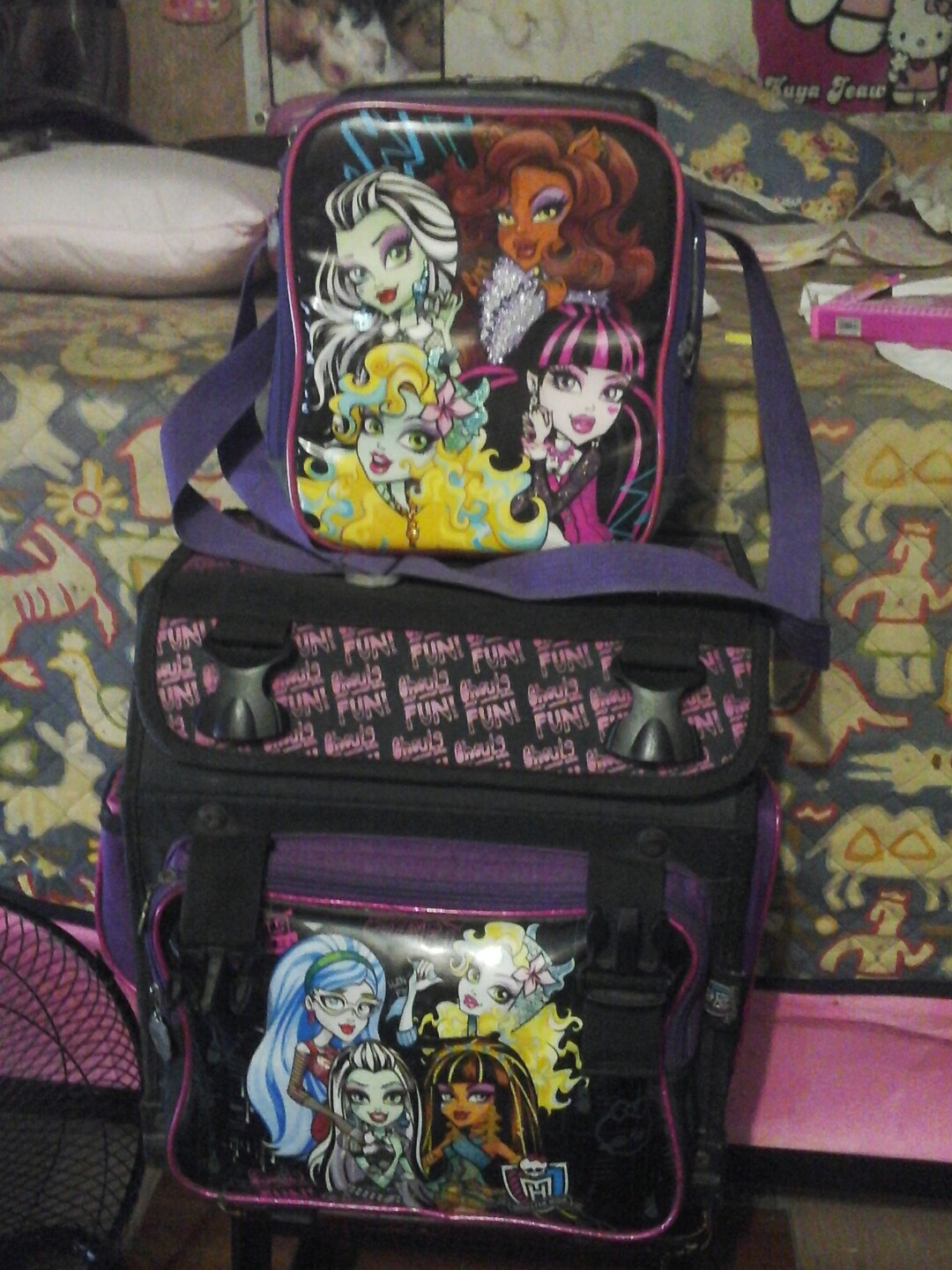 MONSTER HIGH TROLLEY BAG WITH INSULATED LUNCH BAG, Babies & Kids, Baby ...