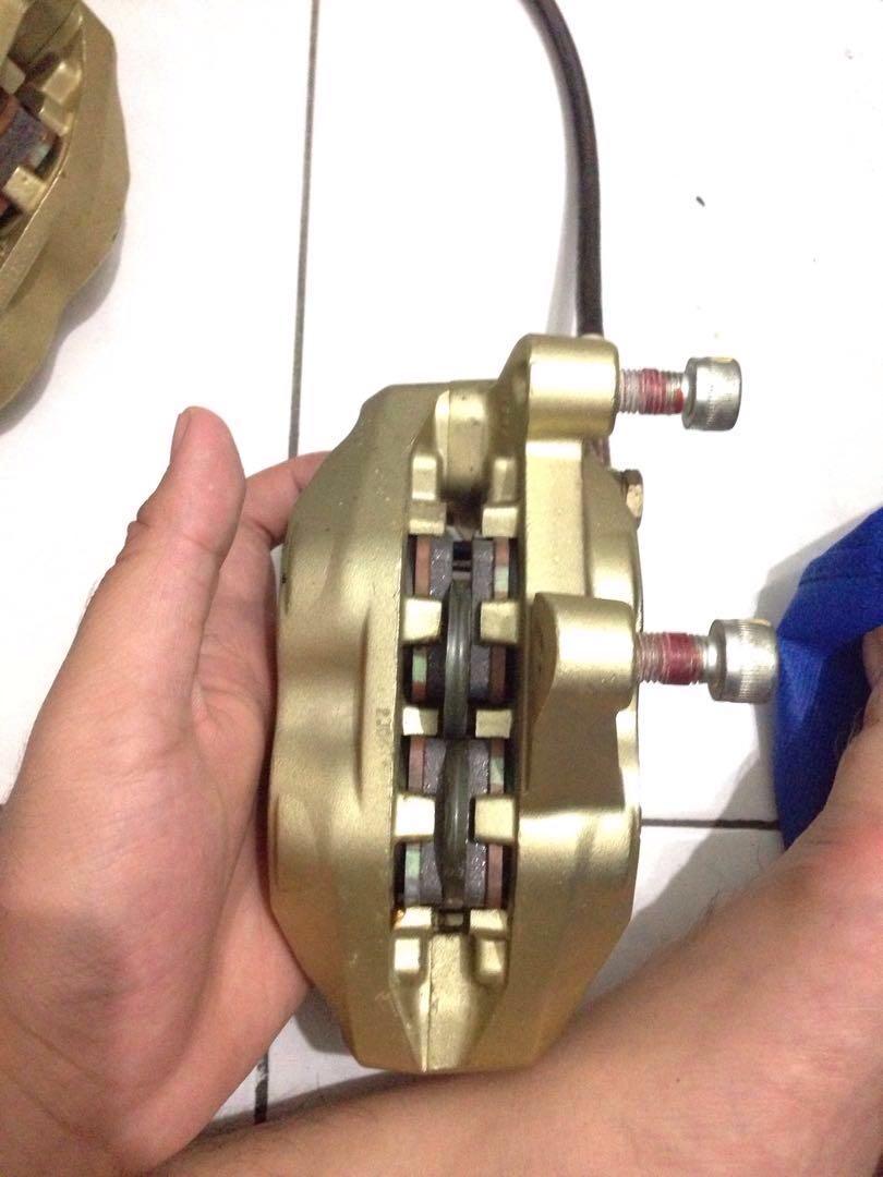Original brembo full set brake set, Auto Accessories on Carousell