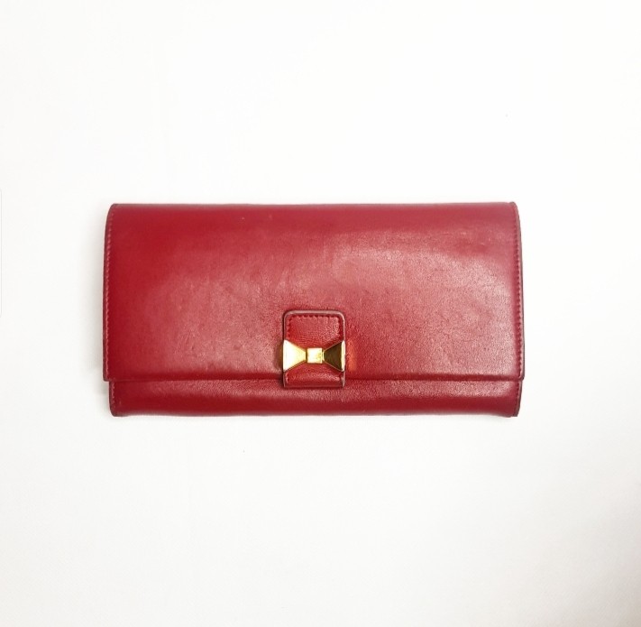 AUTHENTIC CHLOE RED LONG WALLET, Luxury, Bags & Wallets on Carousell