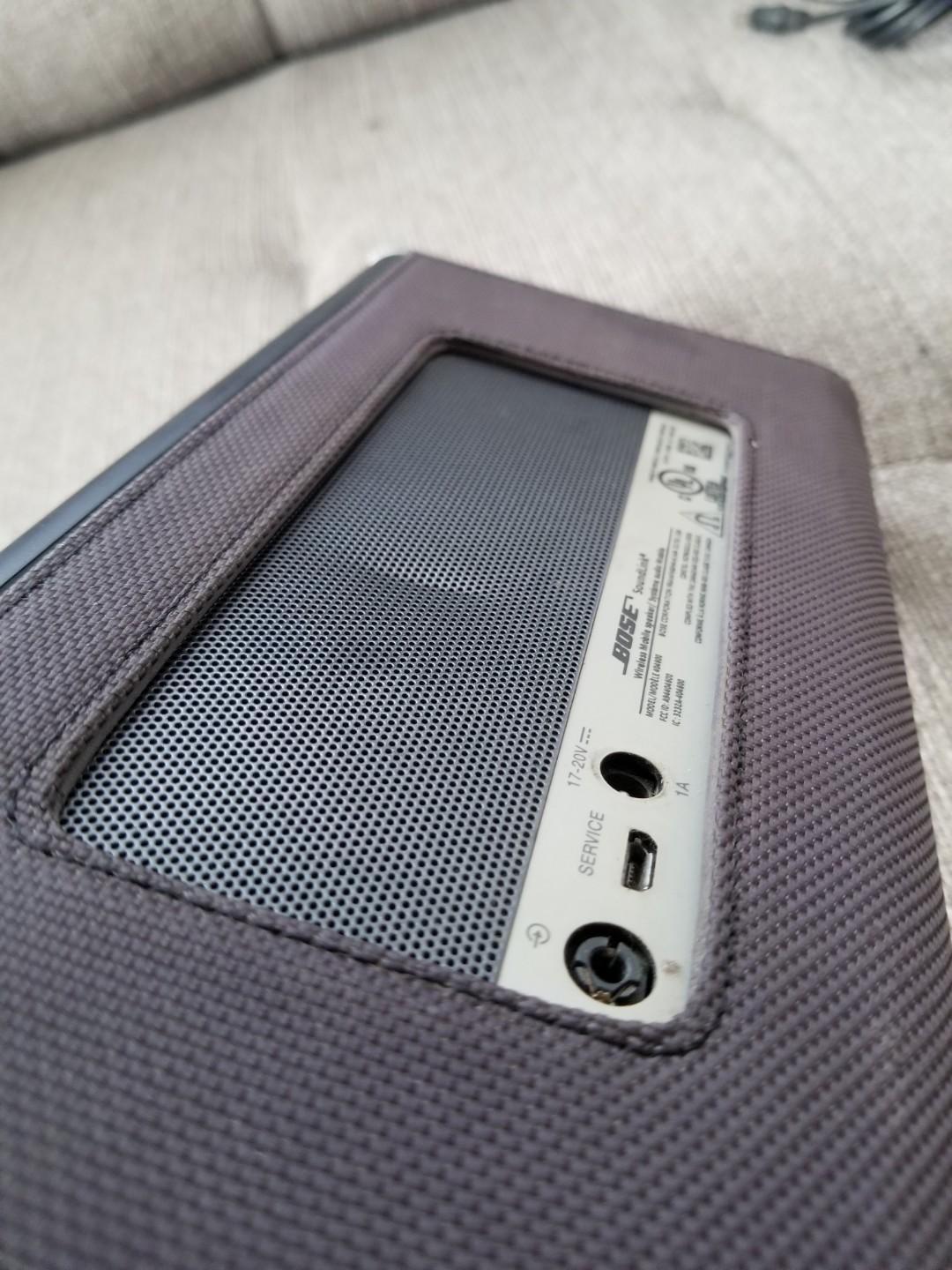 Bose soundlink bluetooth wireless speaker (old version), Audio ...