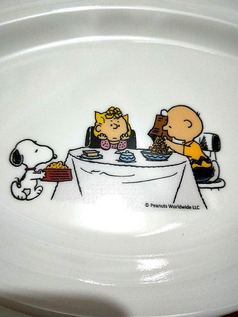 Corelle Corningware Peanuts Snoopy Plate, Furniture & Home Living ...