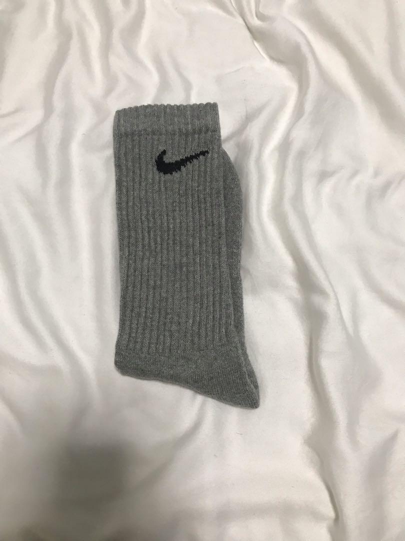 Nike grey crew socks, Men's Fashion, Activewear on Carousell