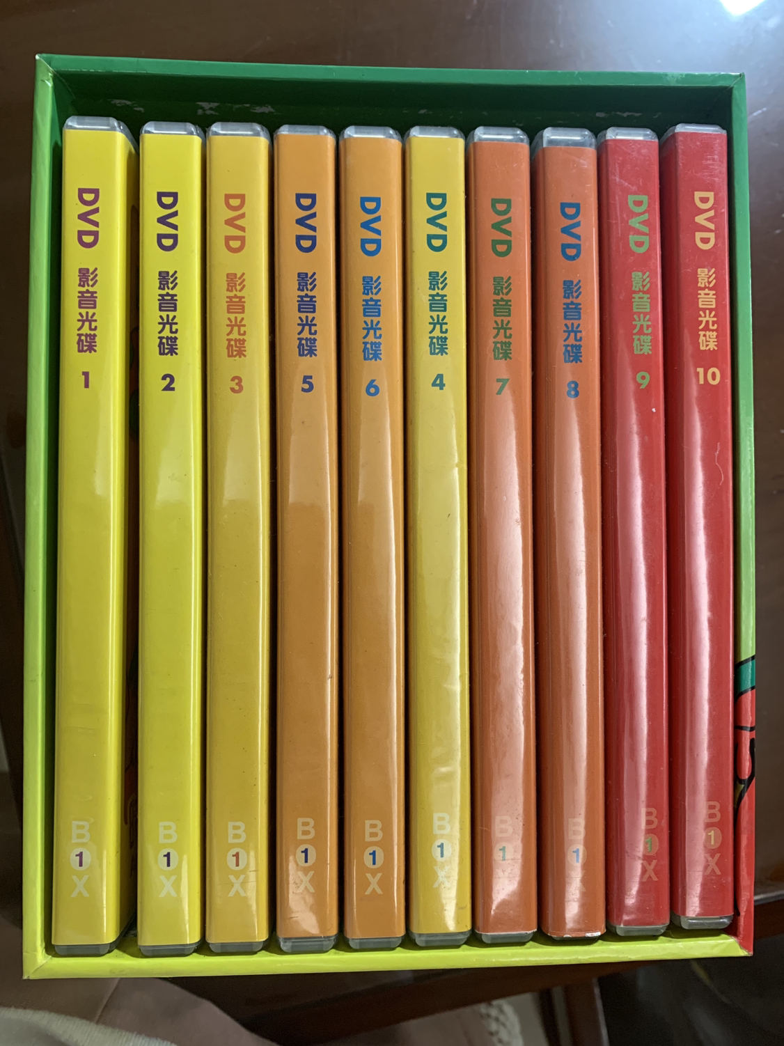 Time Life (DVD)1到10集, 書籍、休閒與玩具, 書本及雜誌, 童書、著色互動書在旋轉拍賣