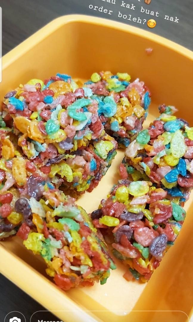 PRE-ORDER: CHEWY FRUITY PEBBLES, Food & Drinks, Homemade Bakes on Carousell