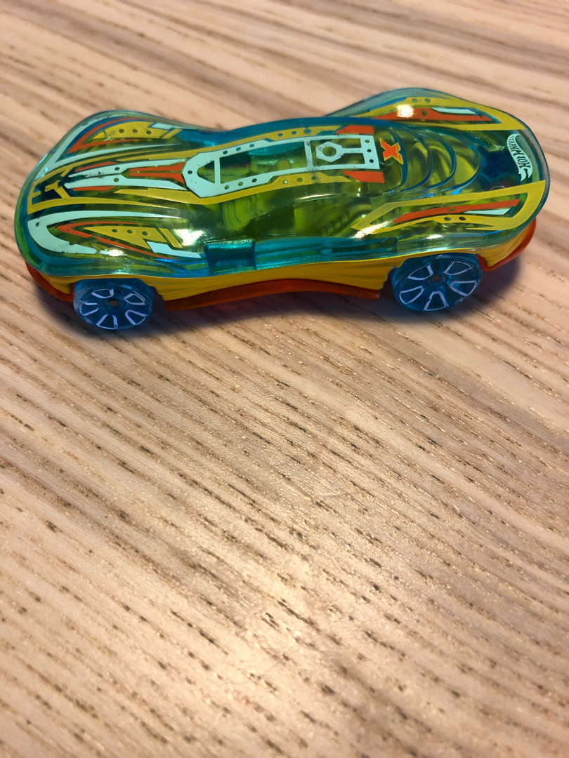 Hot Wheels Track Builder System Stunt Kit, Hobbies & Toys, Toys & Games ...