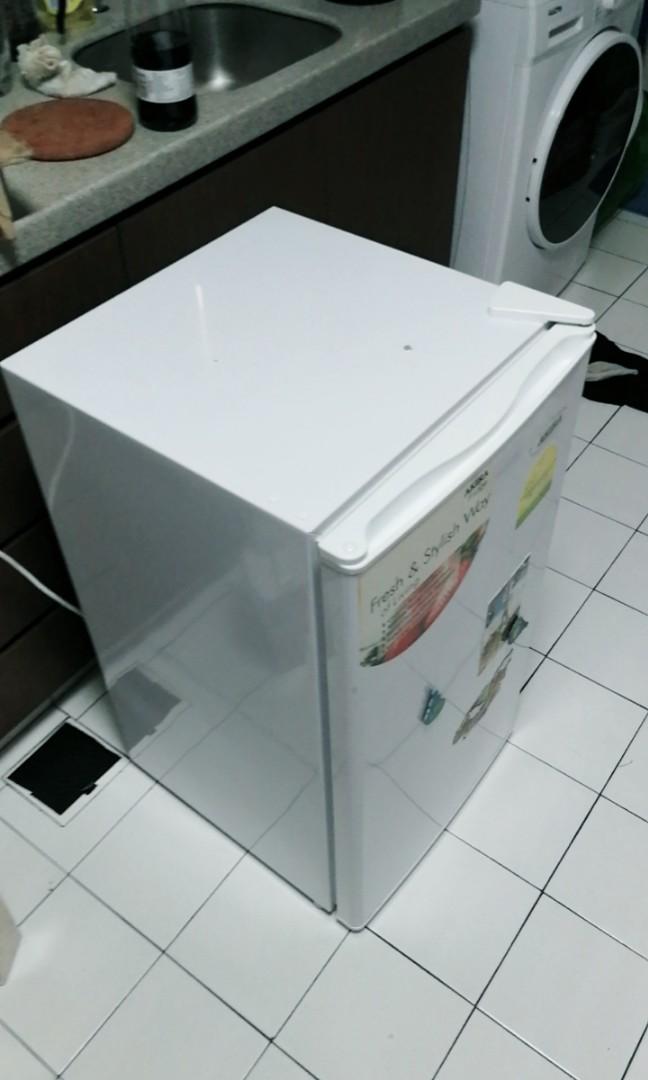 Perfect Condition 2nd Hand Akira Fridge, TV & Home Appliances, Kitchen ...
