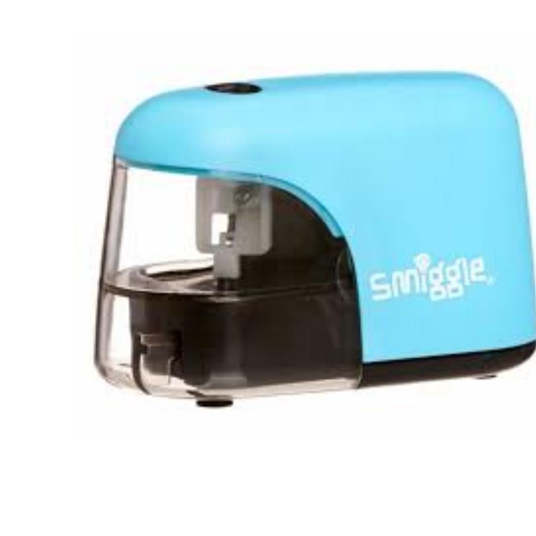 Smiggle Light Up Sharpener, Hobbies & Toys, Stationary & Craft, Craft ...