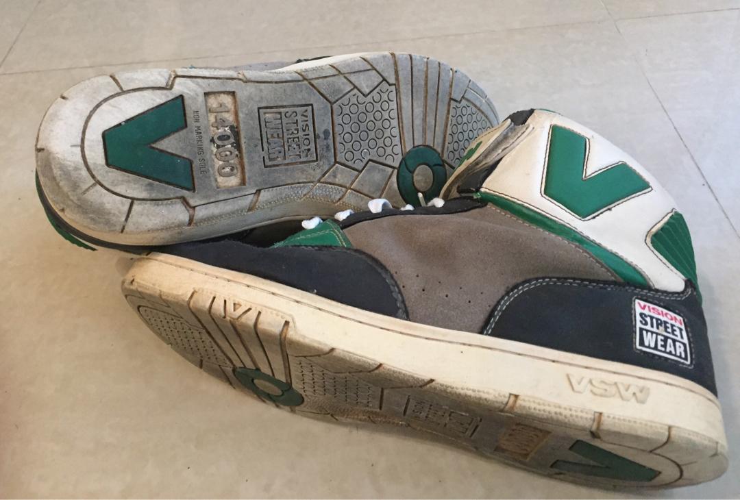 Vision Street Wear 14000 Skateboarding Shoes, Men's Fashion, Footwear ...
