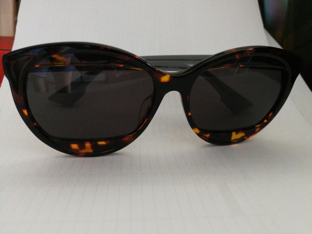 Dior Shader 2018 design, Women's Fashion, Watches & Accessories ...