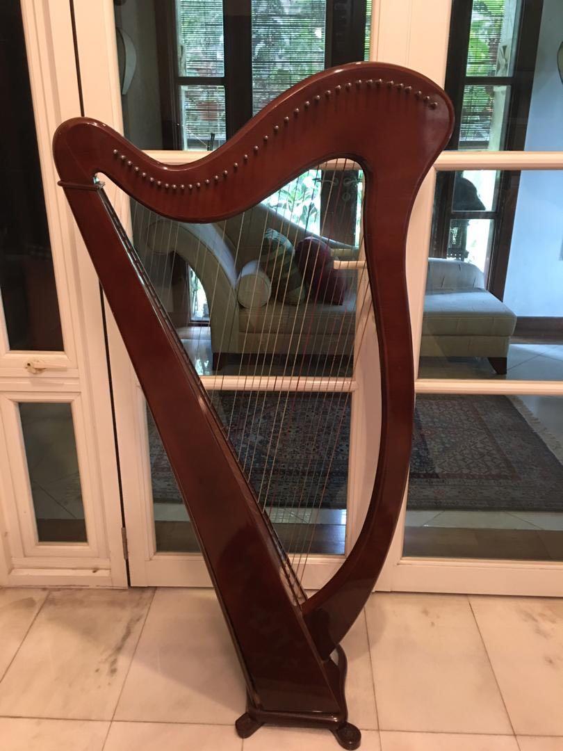 Level Harp, Hobbies & Toys, Music & Media, Musical Instruments on Carousell