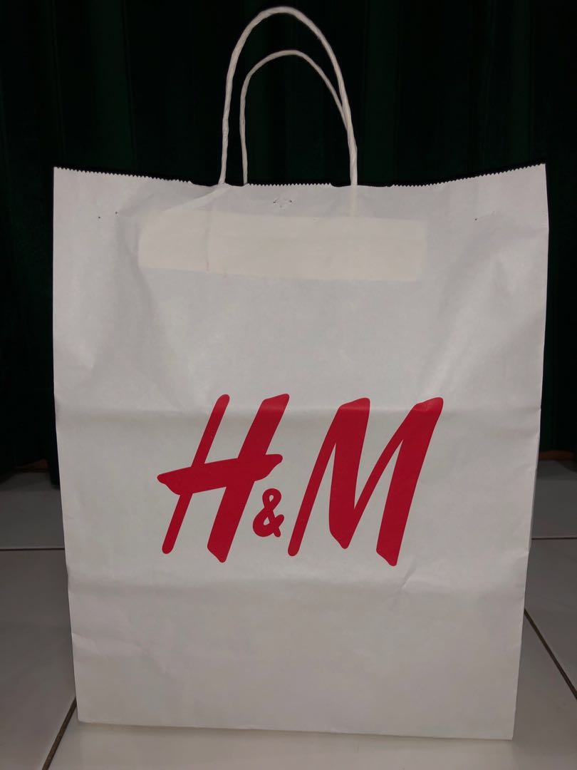 Paper Bag H&M, Barang Yang Dicari di Carousell