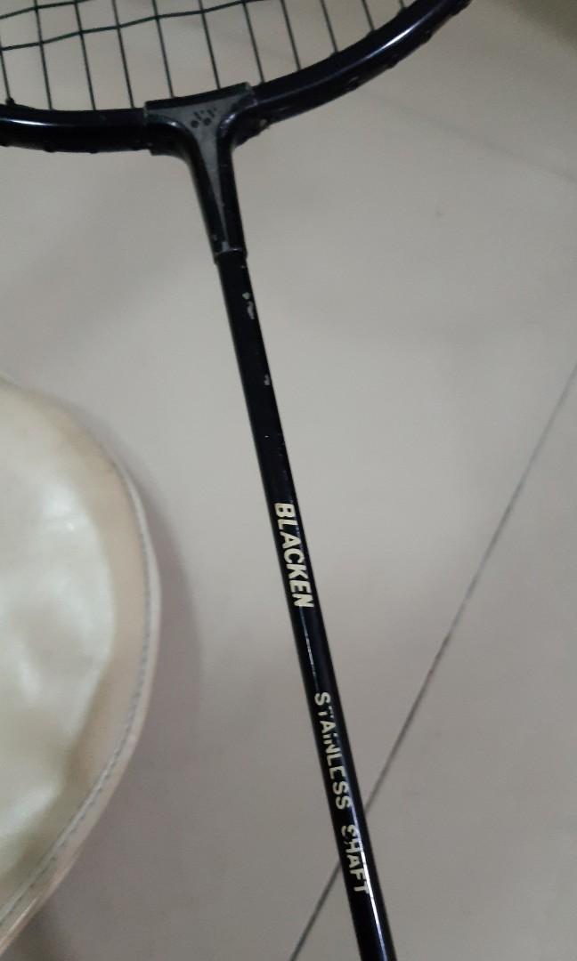 Vintage YONEX B-8100 Blacken badminton racquet, Hobbies & Toys, Collectibles & Memorabilia ...