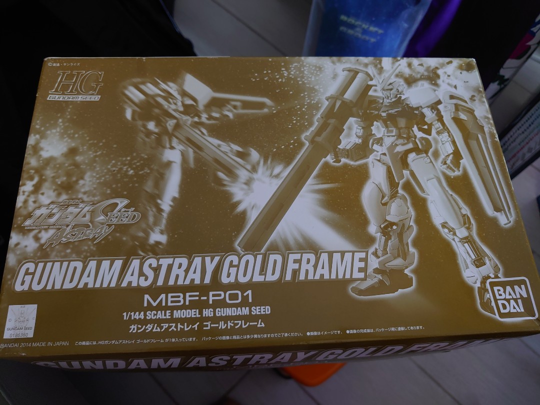 出售全新 hg 金迷 gold frame, 興趣及遊戲, 收藏品及紀念品, 明星周邊 - Carousell