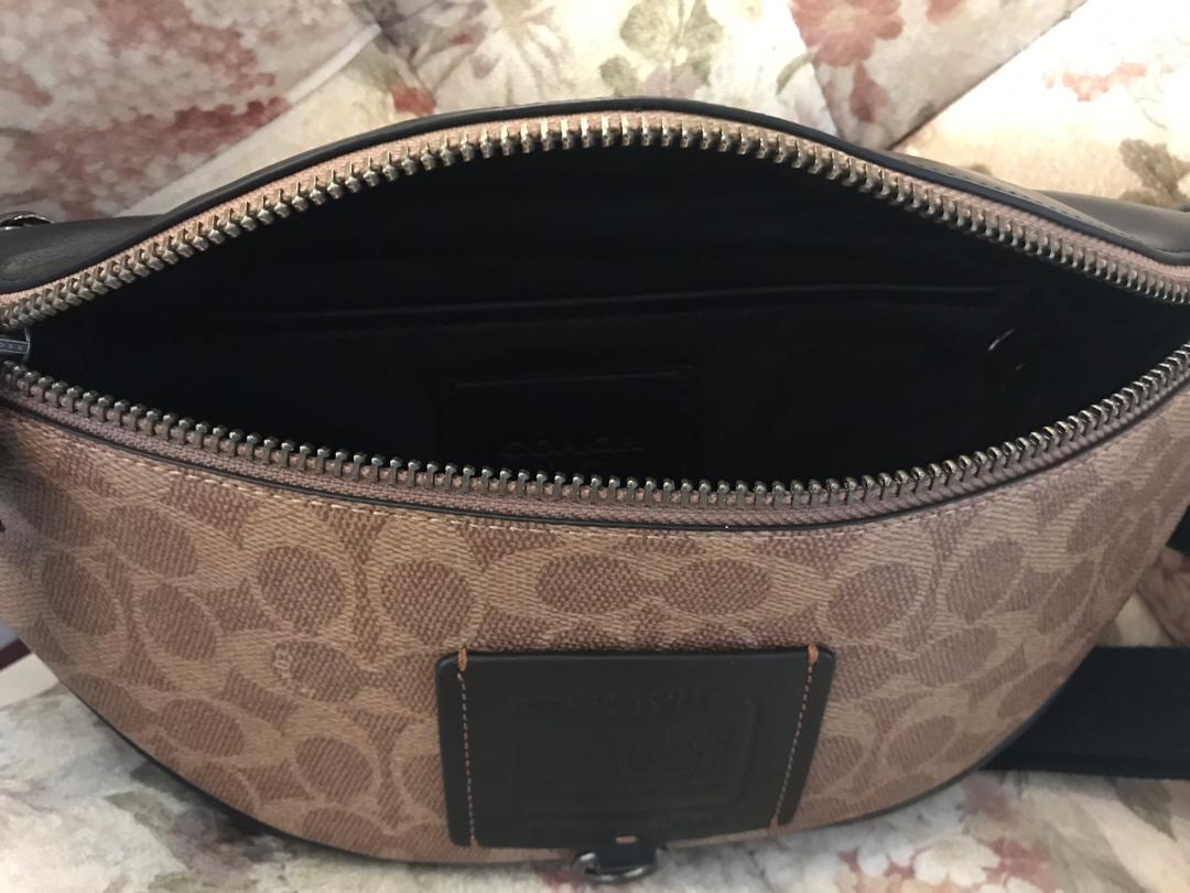 Coach Bum bag, Women's Fashion, Bags & Wallets, Cross-body Bags on ...