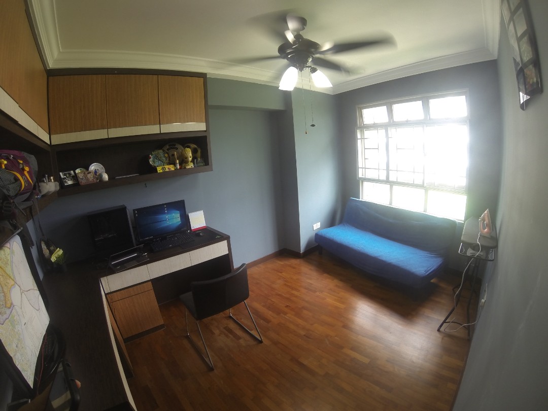 Common Room Rental Premium HDB Apartment Beside MRT, Everything Else on ...