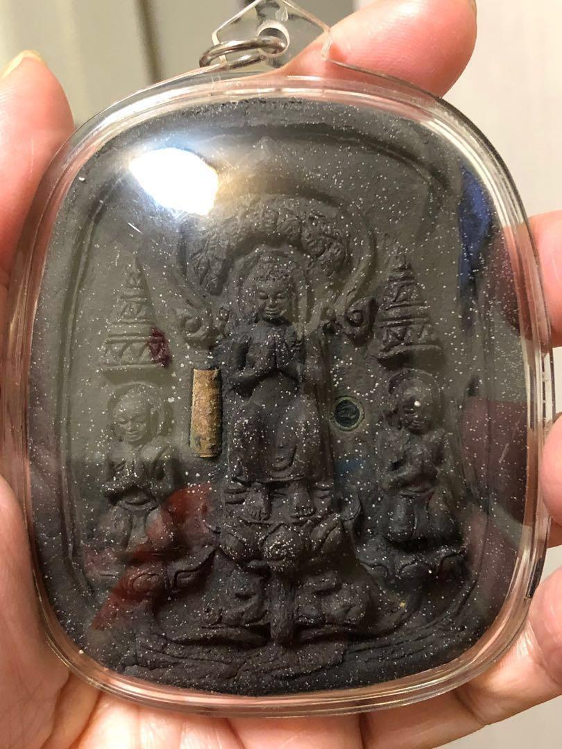 LP Prom Excellent Jumbo Black Phra YodkhunPon, Hobbies & Toys ...