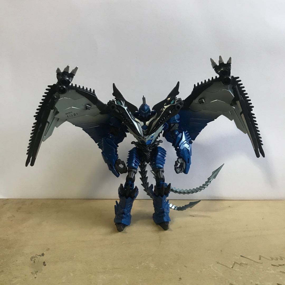 Transformers strafe, Hobbies & Toys, Toys & Games on Carousell