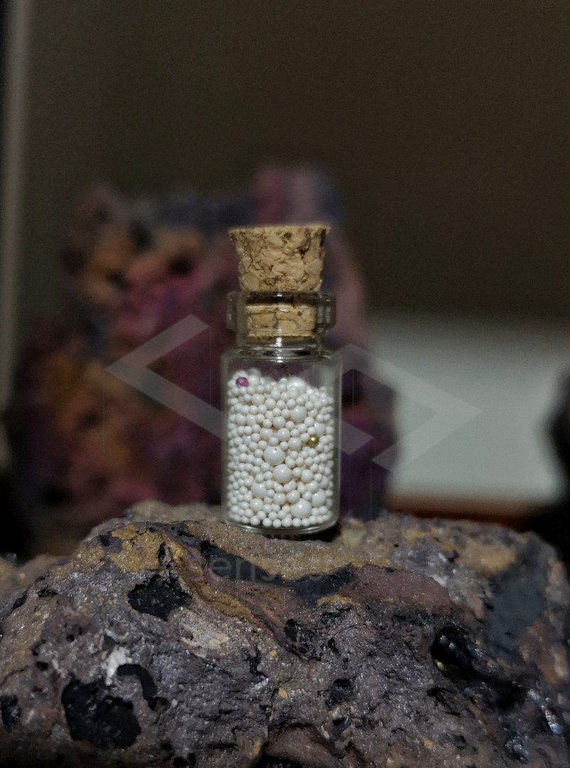 Arahant Relic Stones, Women's Fashion, Jewelry & Organisers, Precious ...