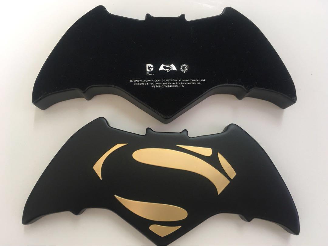 Batman v Superman 999.9 Fine Gold 1oz Dawn of Justice, Hobbies & Toys ...