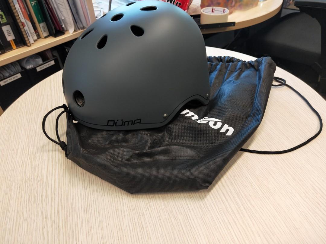 Brand New Medium Size Riding Helmet Sports Equipment Sports Games brand-new-medium-size-riding-helmet-sports-equipment-sports-games