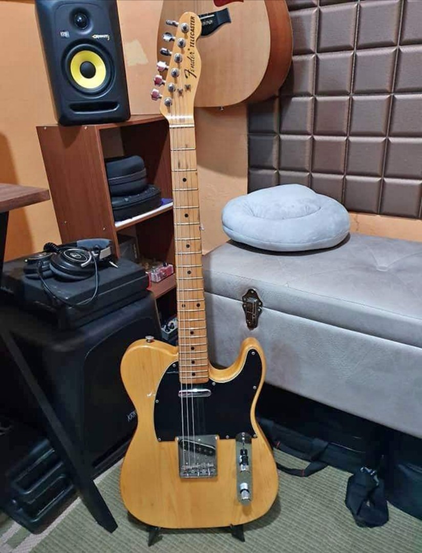 Fender Telecaster Japan 1984. 70's reissue, Hobbies & Toys, Music ...