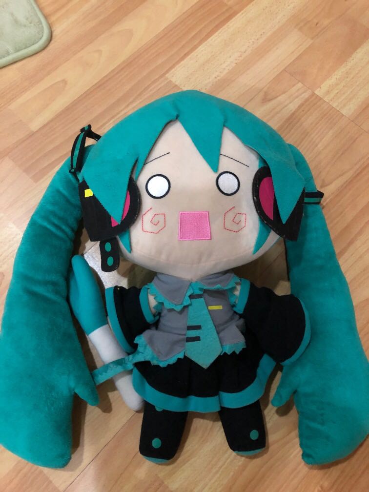 Hatsune Miku Large Plushie Soft Toy, Hobbies & Toys, Memorabilia ...