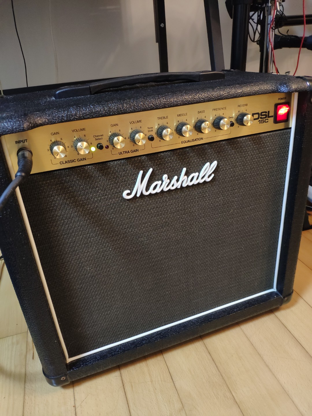 Marshall DSL15C 15W All-Tube 1x12 Guitar Combo Amp, 興趣及遊戲, 音樂樂器 & 配件 ...