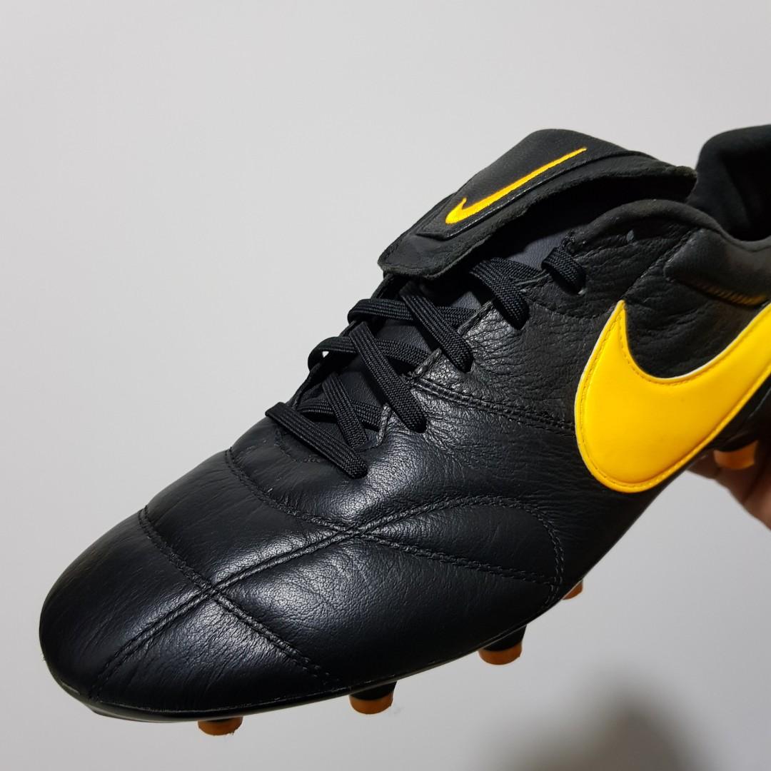 Nike The Premier II., Men's Fashion, Activewear on Carousell