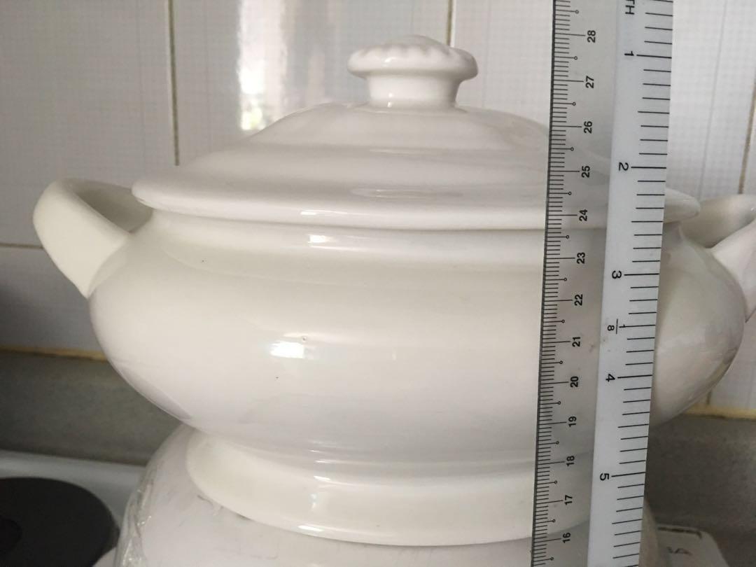 Serving Soup Turin, Furniture & Home Living, Kitchenware & Tableware ...