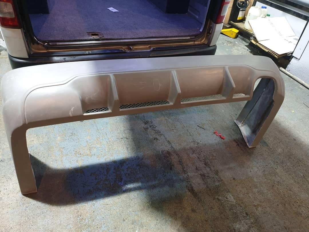 REAR BUMPER TOYOTA HIACE, Car Accessories, Accessories on Carousell